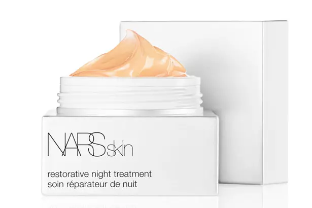 NARS lança tratamento noturno restaurador da pele NARSs
