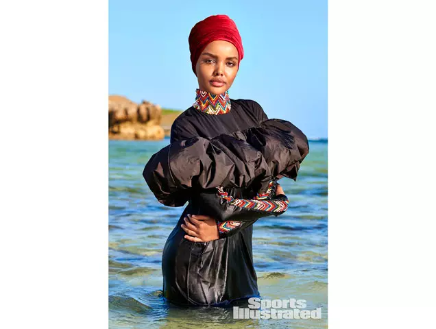 Halima Aden se pojavi v izdaji Sports Illustrated Swimsuit Issue 45577_2