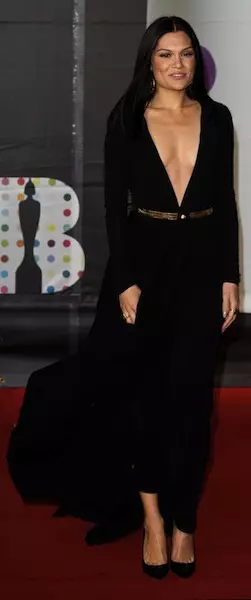 Redzot dubultnieku: Hilarija Svanka aizņemas Riannas kleitu Oskaram un citiem 47243_3