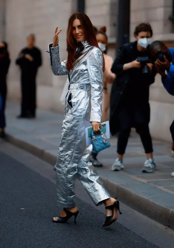 Paris Haute Couture Fashion Week ဆောင်းရာသီ 2021 Street Style 525_38