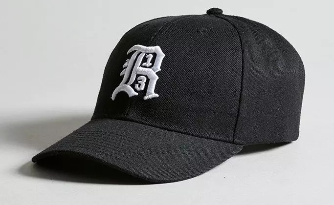 Бейзболните шапки вече са мода 578_2