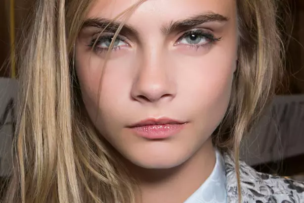 Sanias-brow-bar-sania-Vucetaj-Cara-Delevingne-brows