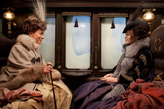 Cyfarfod â'r Fenyw y tu ôl i Wisgoedd Anna Karenina Keira Knightly: Jacqueline Durran 77971_4