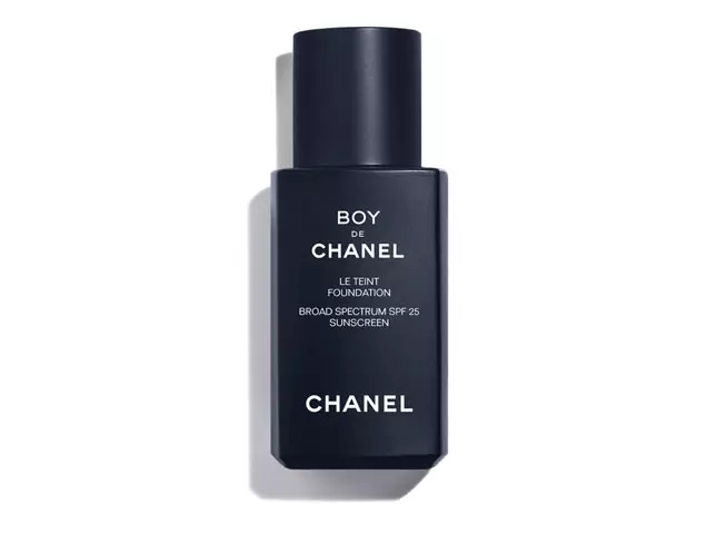 Lee Dong-Wook ເປັນໃບຫນ້າຂອງ Boy de Chanel Makeup Collection ໃຫມ່ 82494_2
