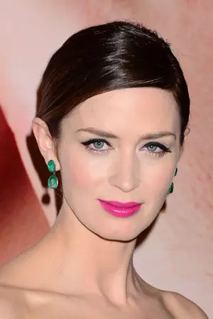 Emily Blunt: Look de beleza da semana - Beleza retro