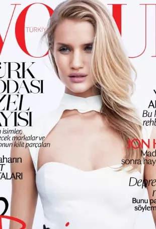 Rosie Huntington-Whiteley Vogue Turkije augustus 2014