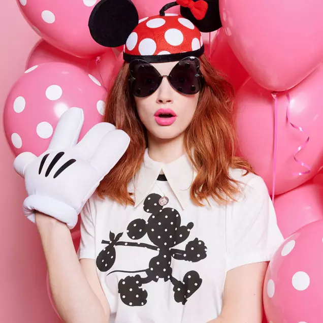 Karen Walker jout klean, accessoires, sieraden en húshâlding de Mickey Mouse-behanneling 98778_2